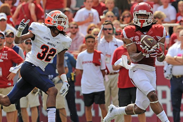 Well-executed fly-by | Northwest Arkansas Democrat-Gazette