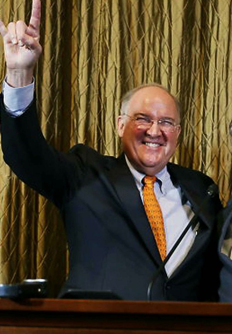 Interim AD to try to repair fan base | The Arkansas Democrat-Gazette ...