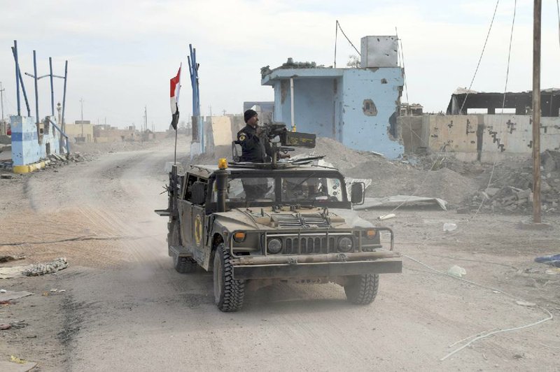 Iraqi forces capture key Ramadi compound | The Arkansas Democrat ...