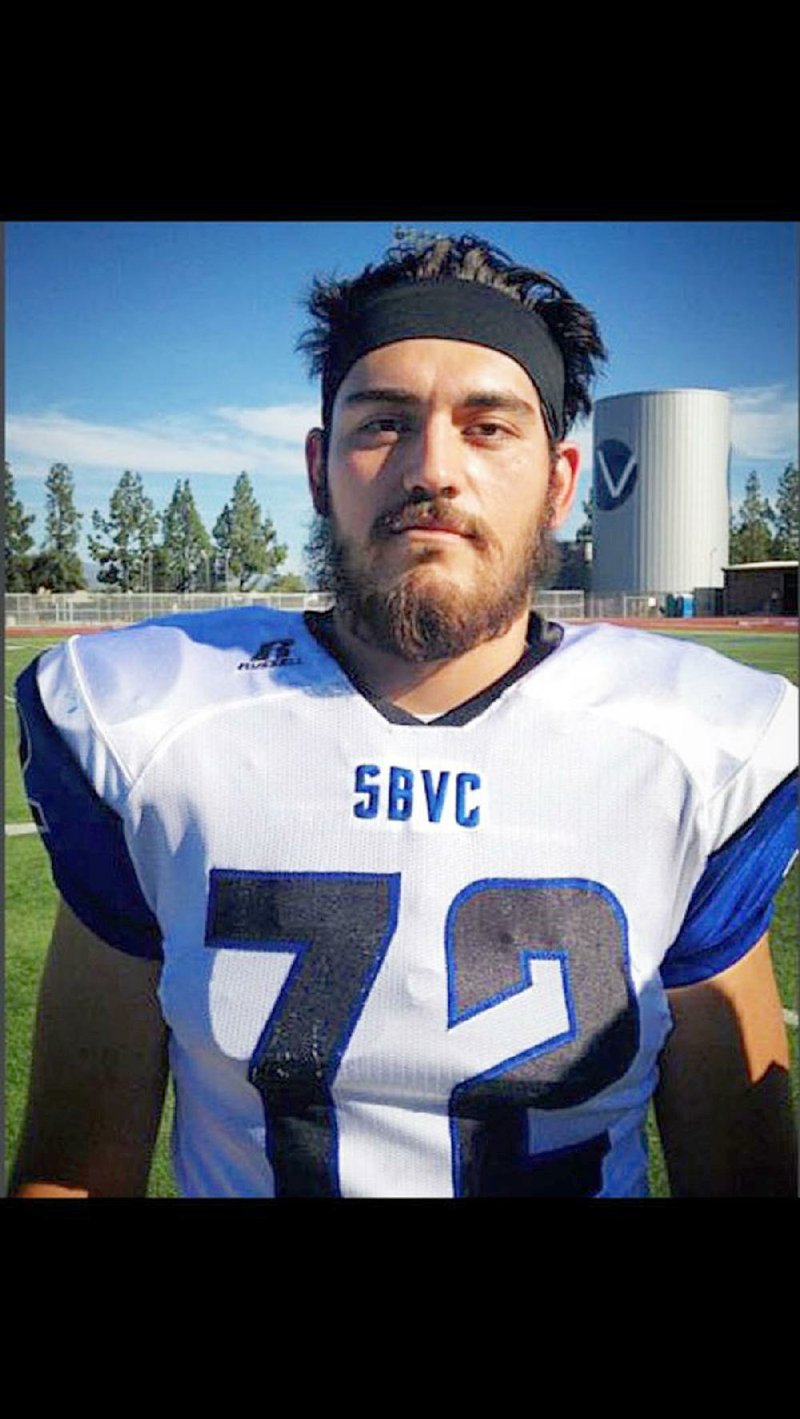 JC offensive tackle commits to the Razorbacks | Whole Hog Sports