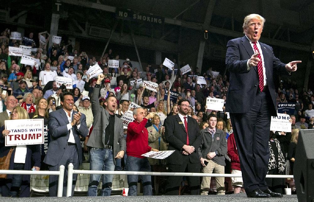 Donald Trump campaign rally at Barton Coliseum | The Arkansas Democrat ...