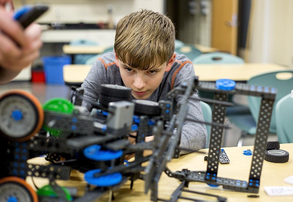 Bentonville students gear up for robotics contest | Northwest Arkansas ...