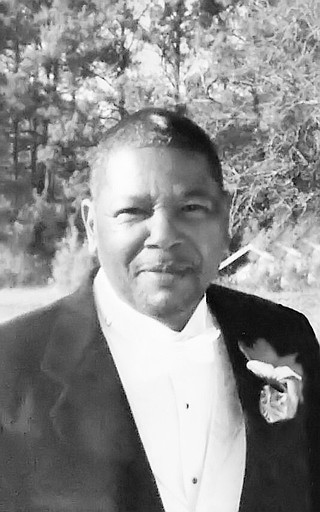 LLOYD DAVIS | El Dorado News