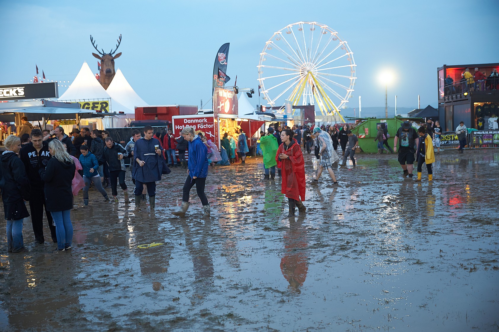 Storms hurt 72, halt German rock festival | Northwest Arkansas Democrat ...