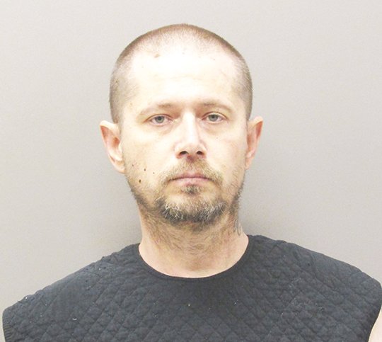 Boyfriend allegedly stabs girlfriend