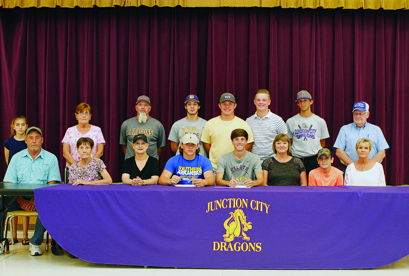 Dragons sign with college teams | El Dorado News
