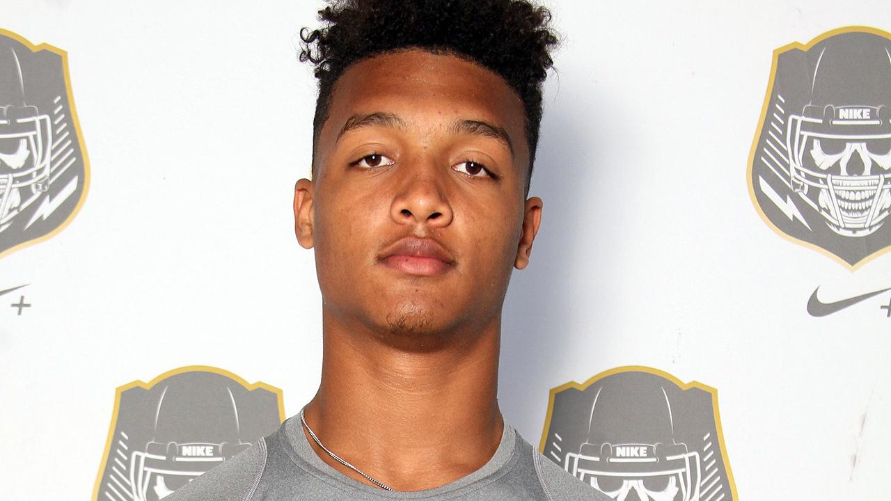 WholeHogSports - TE target and Hog DE commit are very good friends