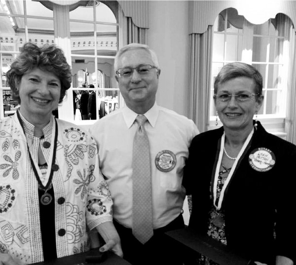Rotary awards Paul Harris Fellows