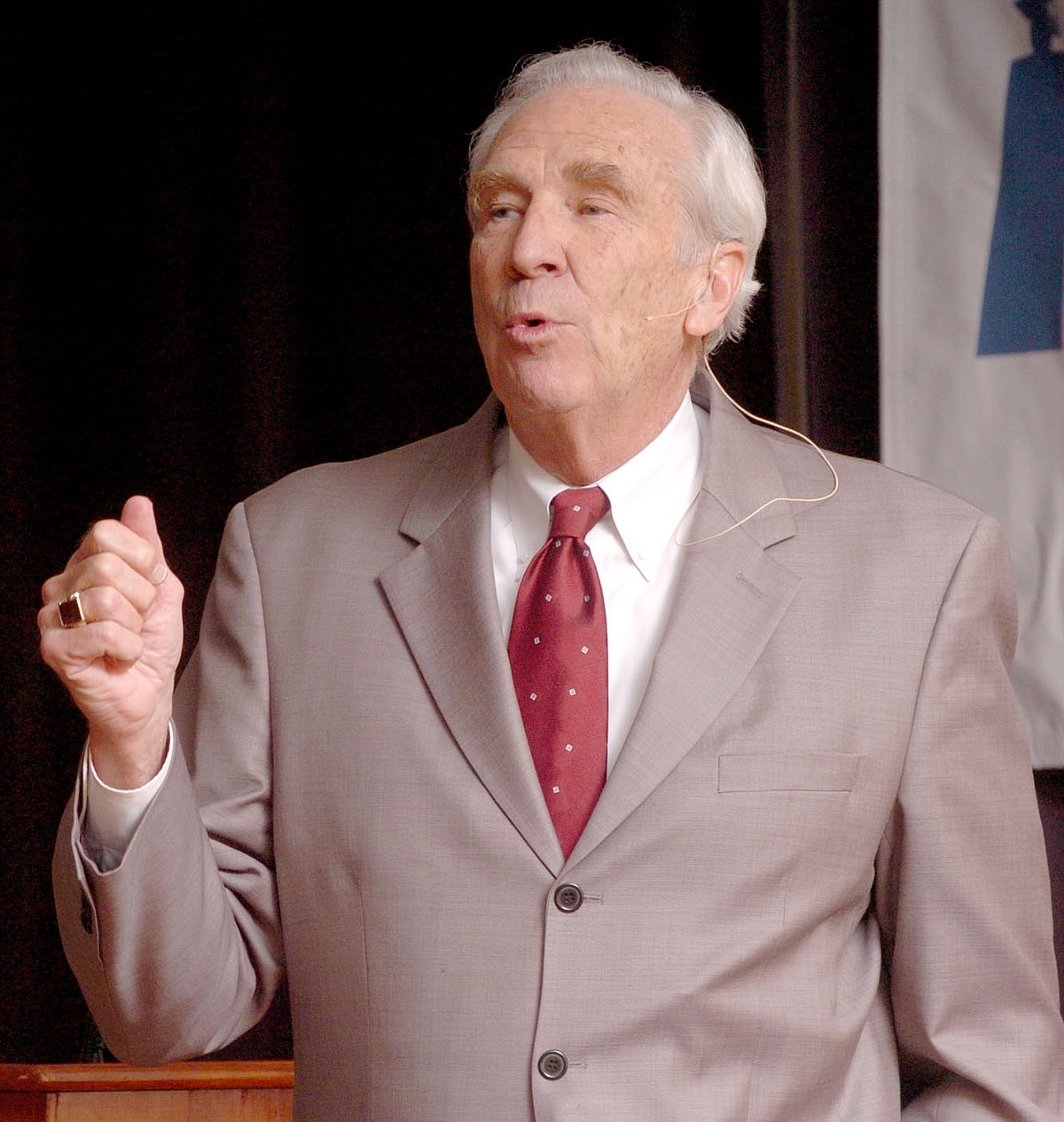 Business leader Don Soderquist dies | The Herald Leader
