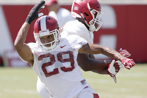 WholeHogSports - Jared Collins broke hand, but still practicing