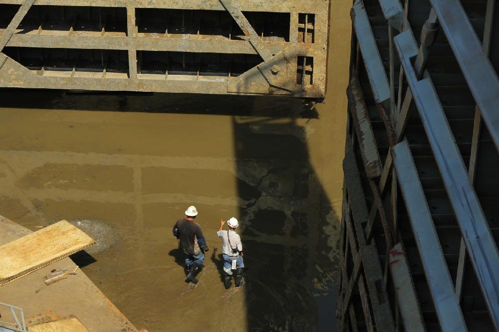 Terry Lock and Dam Maintenance Work