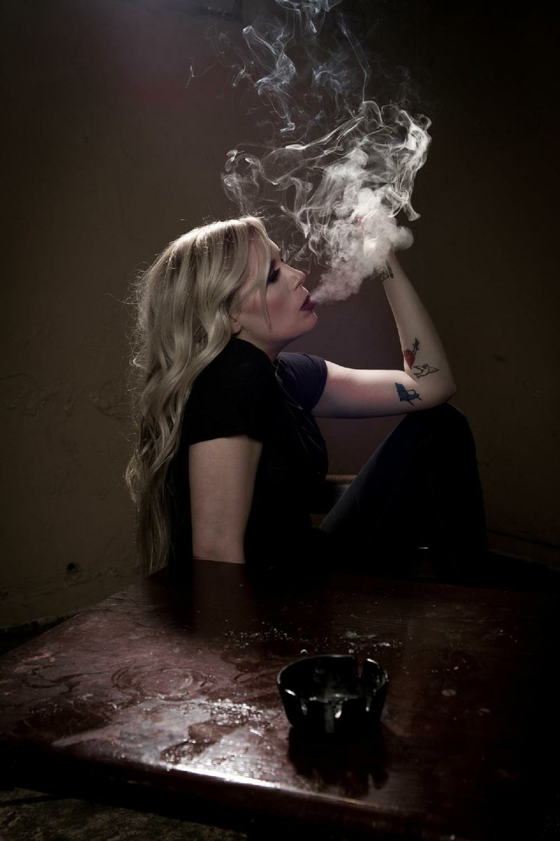 Elise Davis running away from the norm on Token | The Arkansas Democrat ...