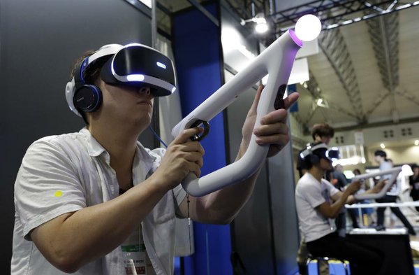 Tokyo Showcases Virtual Reality Northwest Arkansas Democrat Gazette
