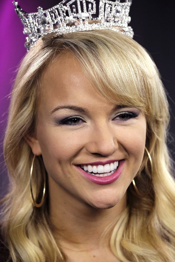 WHERE TO SEE HER: '17 Miss America, Savvy Shields, due back in Arkansas