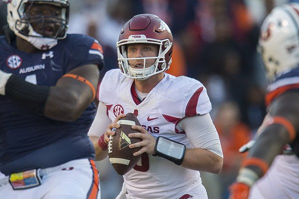 Austin Allen injures knee against Auburn