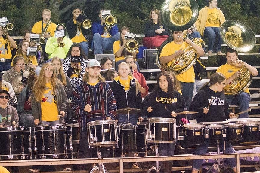 Quitman Bulldogs vs. Carlisle Bison, Class 2A playoffs