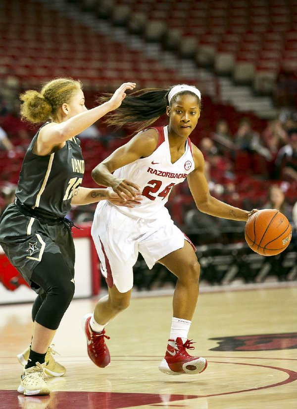 Danberry, 1 other leave Razorbacks