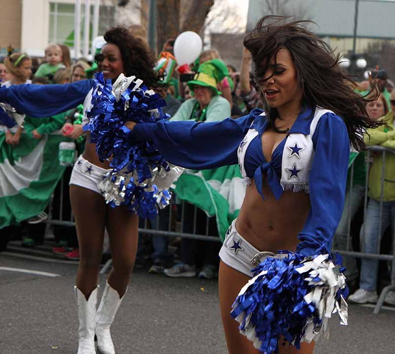 Cheerleaders to grace next year's parade | Hot Springs Sentinel Record