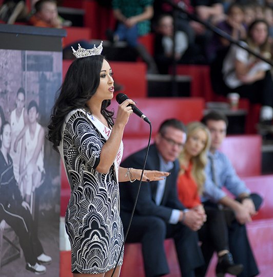 Pageant winner decries bullying | Hot Springs Sentinel Record