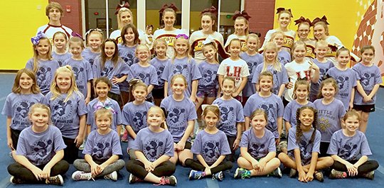 Elementary cheerleaders