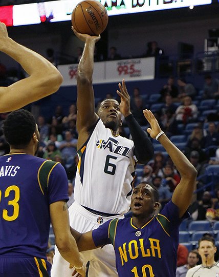 Durant, Warriors rout short-handed Bulls | Hot Springs Sentinel Record