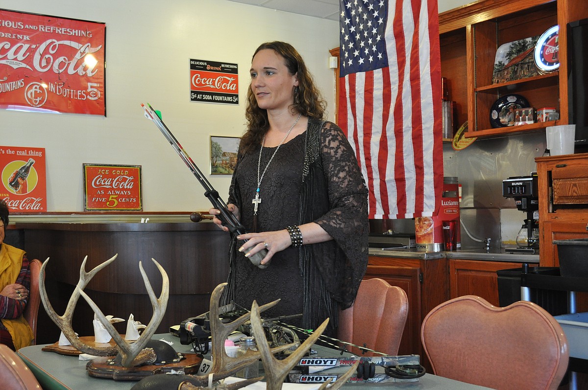 Katie Meade, The Huntress, speaks at Civitan Club | El Dorado News