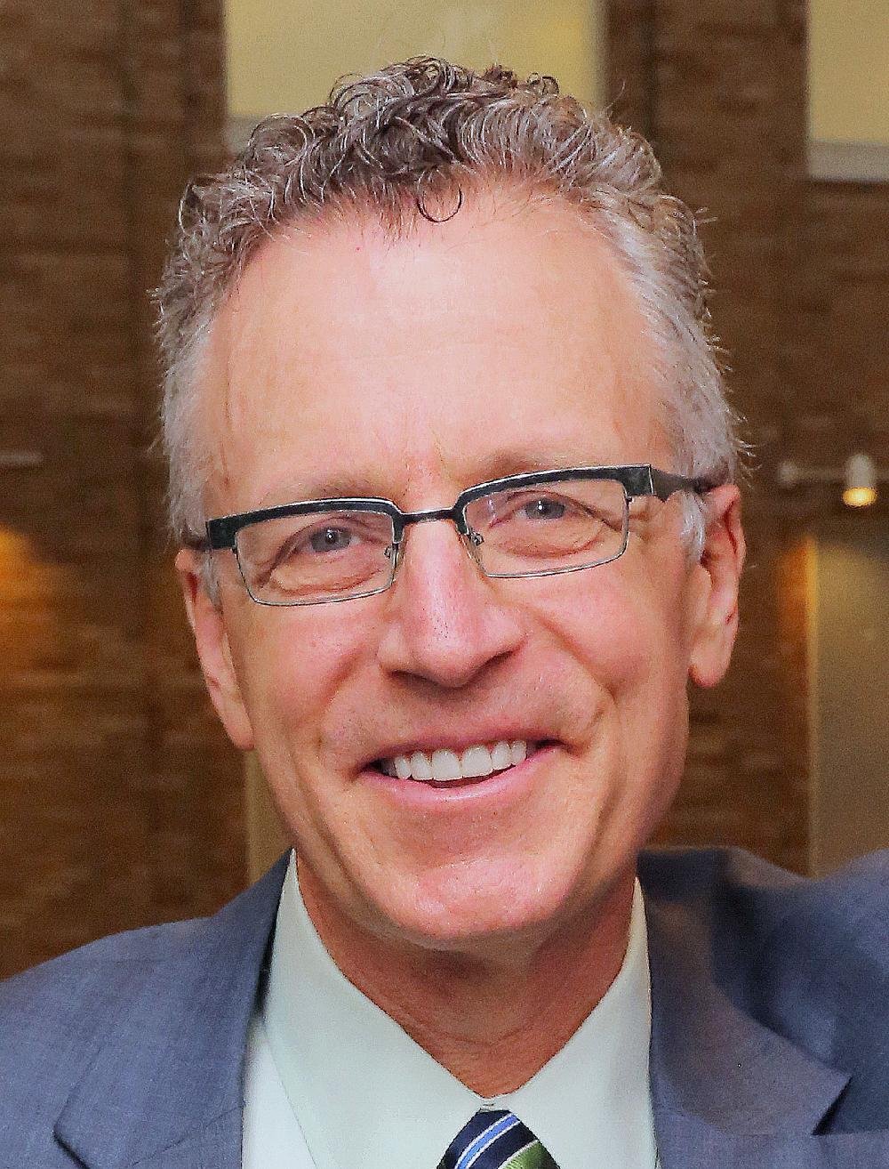 Ex-UALR law dean to return for interim