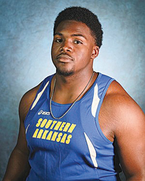 Pitts, Jeffrey take individual honors at UCA meet