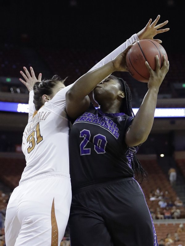 McCarty's 15 points lead Texas over Central Arkansas | Hot Springs ...