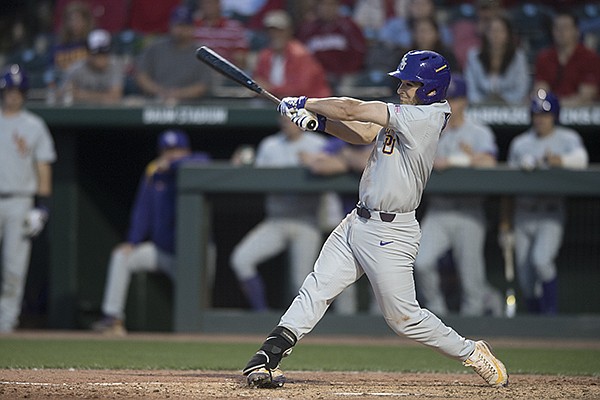 Hogs come unraveled in ninth, blow big lead to LSU | Whole Hog Sports