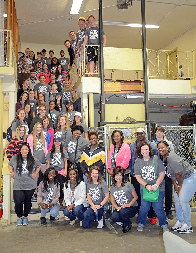 Students serve communities on SAU’s Alternative Spring Break trip | El ...