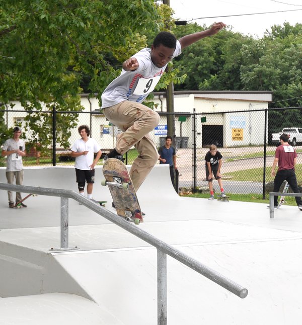 Skateboarding competition | Hot Springs Sentinel Record