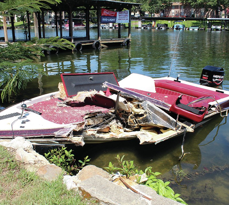 1 injured in boat collision | Hot Springs Sentinel Record