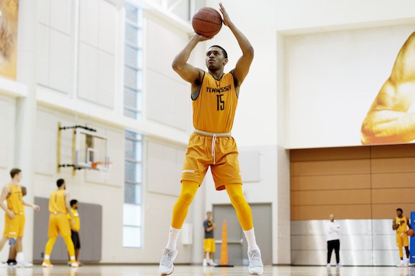 Ex-NCAA scoring leader Daniel ready to return for new team | Whole Hog ...