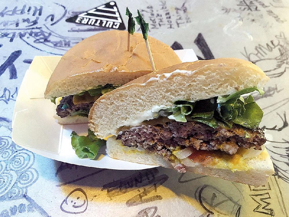 RESTAURANT REVIEW + PHOTOS: Restored Midtown Billiards in Little Rock ...