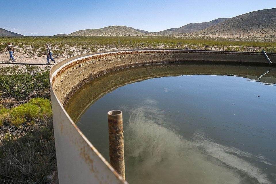 Texas ranchers, oilmen in water feud | Northwest Arkansas Democrat-Gazette