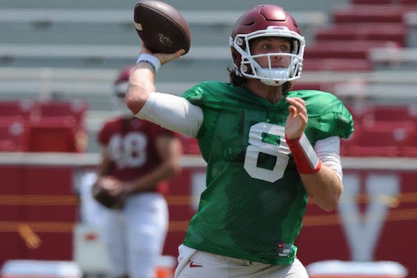 Long plays, Allen light up scrimmage | The Arkansas Democrat-Gazette ...