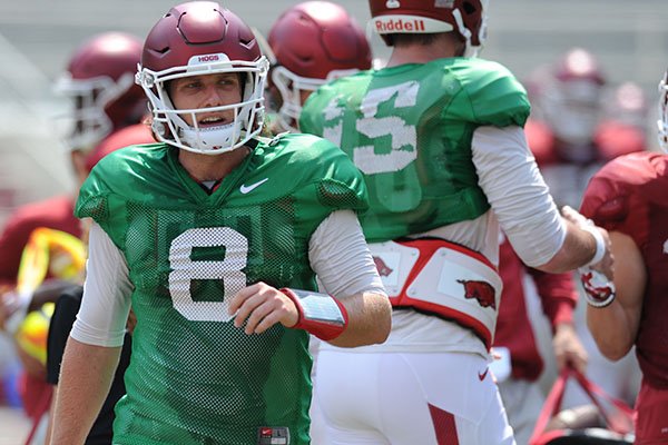 Razorbacks quarterback sends strong signals