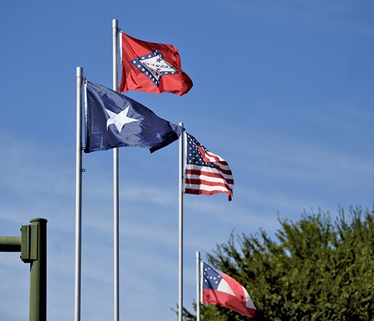 UDC plans flag rotation at monument | Hot Springs Sentinel Record