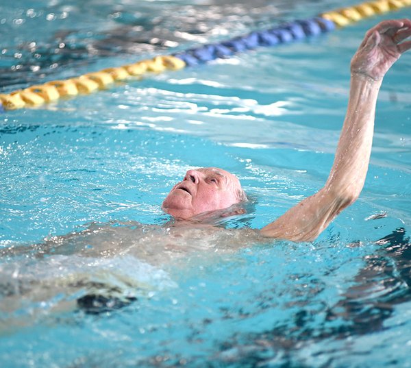 Reaching back | Hot Springs Sentinel Record