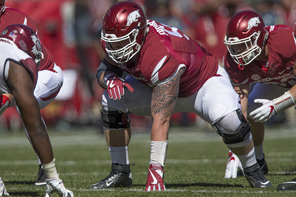 WholeHogSports - State of the Hogs: Froholdt takes vocal step forward