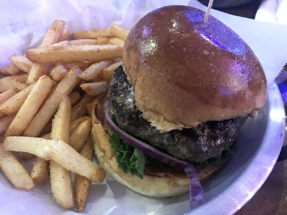 RESTAURANT REVIEW + PHOTOS: Brewski's on Little Rock's Main Street ...