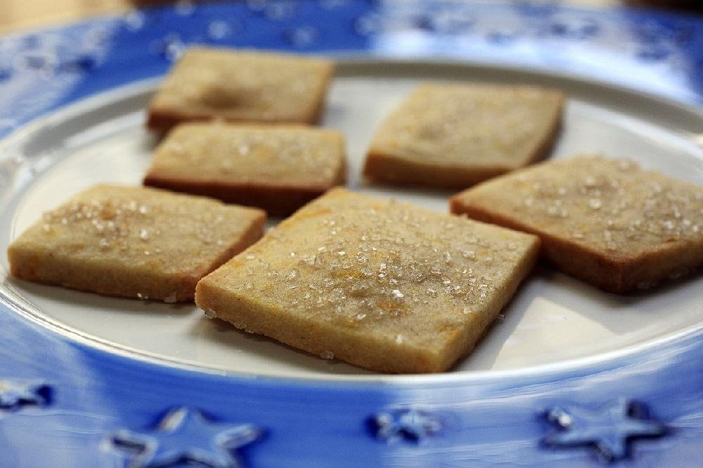 Sweet treats: Recipes for holiday cookies and candy that can make the ...