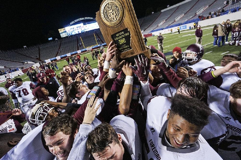 Round 2 to Foreman: Gators get off mat to earn first state title