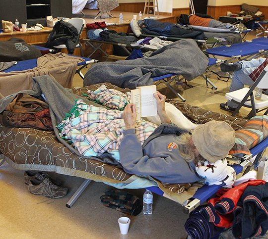 Community supports warming center