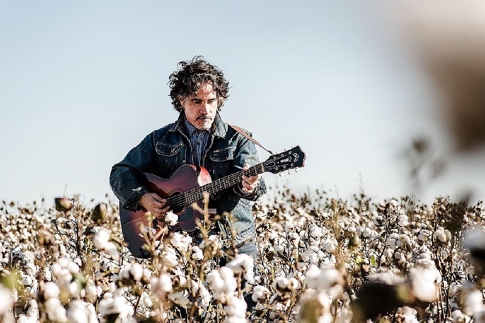 Oates' Arkansas honors influences | Northwest Arkansas Democrat-Gazette