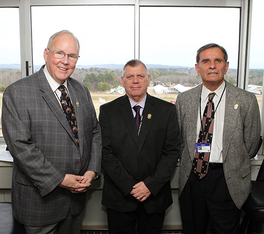 All eyes on the race | Hot Springs Sentinel Record