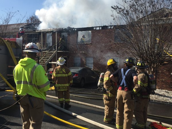 PHOTOS: Fire damages 16 apartments near midtown Little Rock Target; up ...
