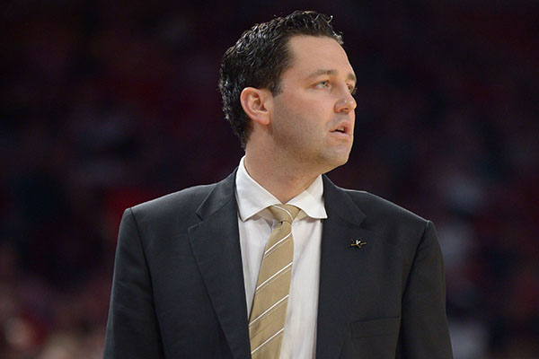 WholeHogSports - Vanderbilt fires coach Bryce Drew