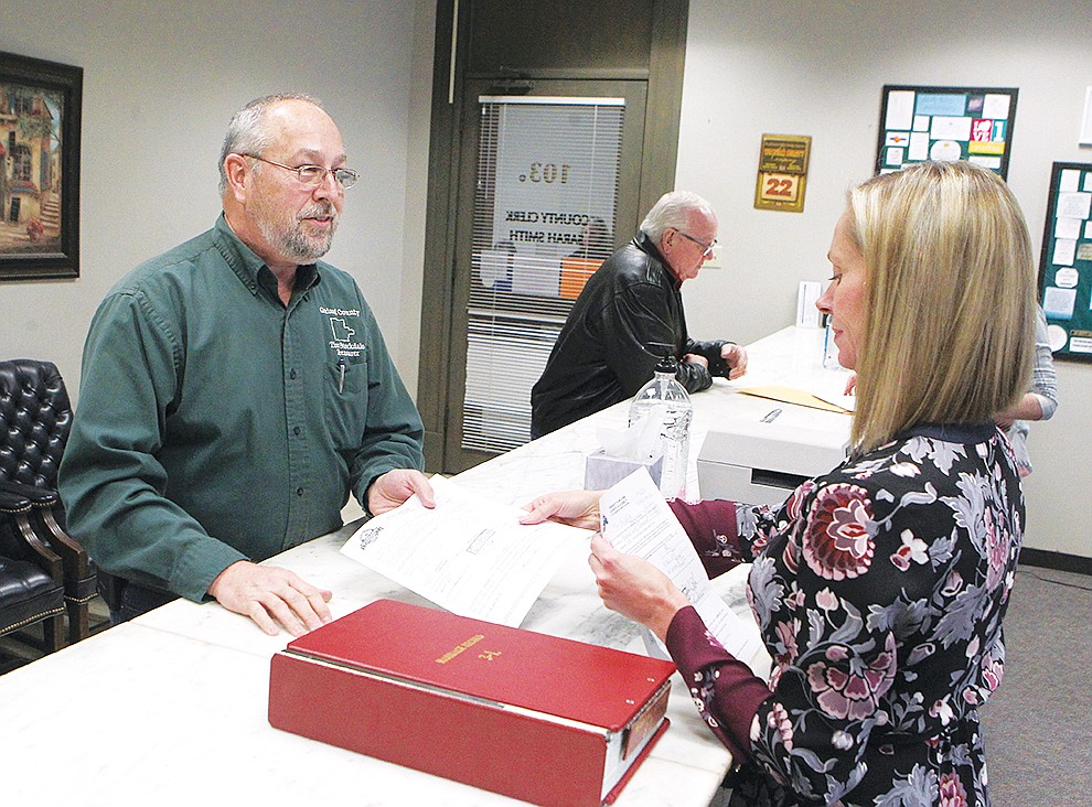Davis won’t seek fifth term as county judge | Hot Springs Sentinel Record